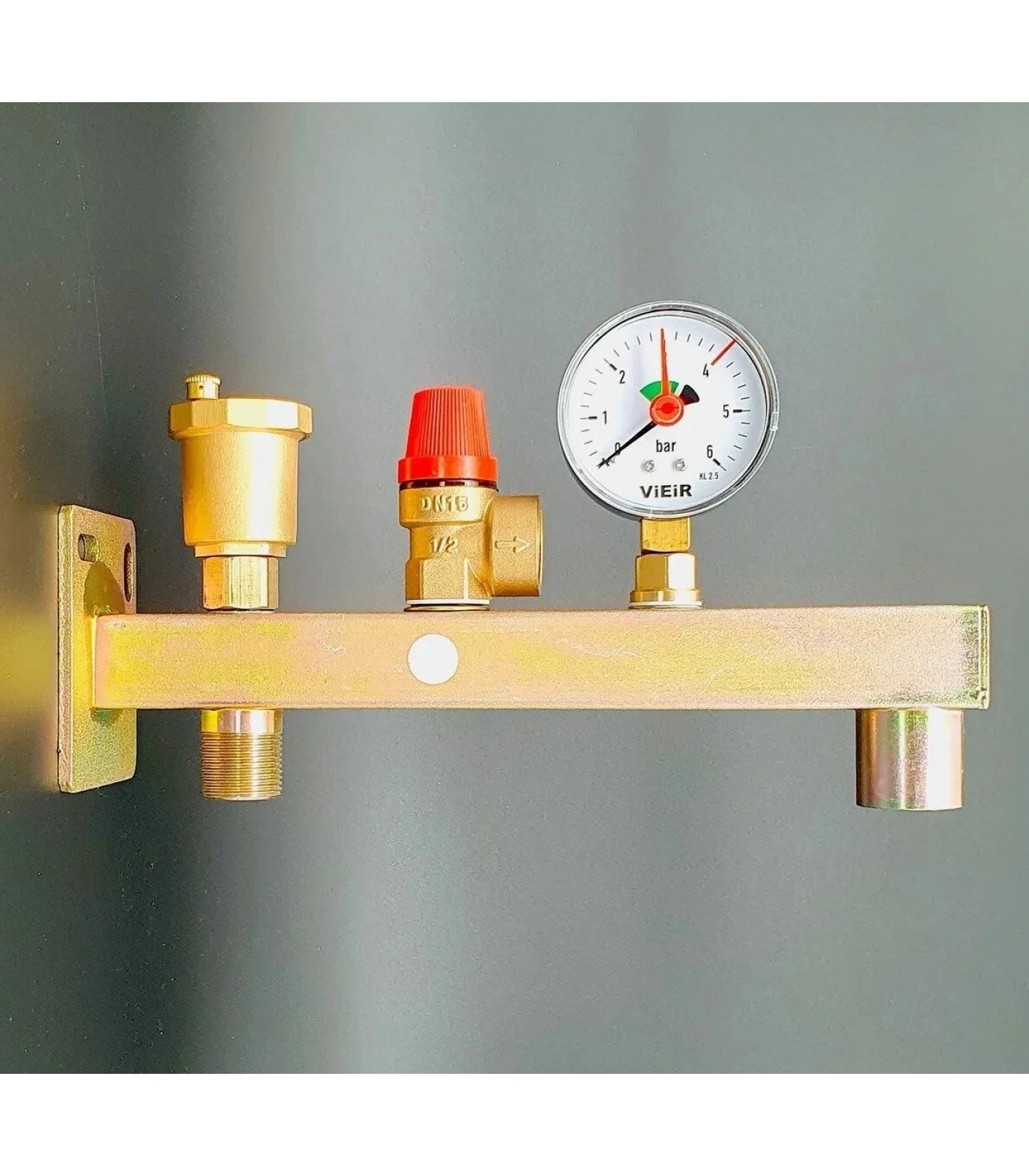 Группа безопасности 3/4" Vieir 3bar настенная, воздухоотводчик, предохранительный клапан ...